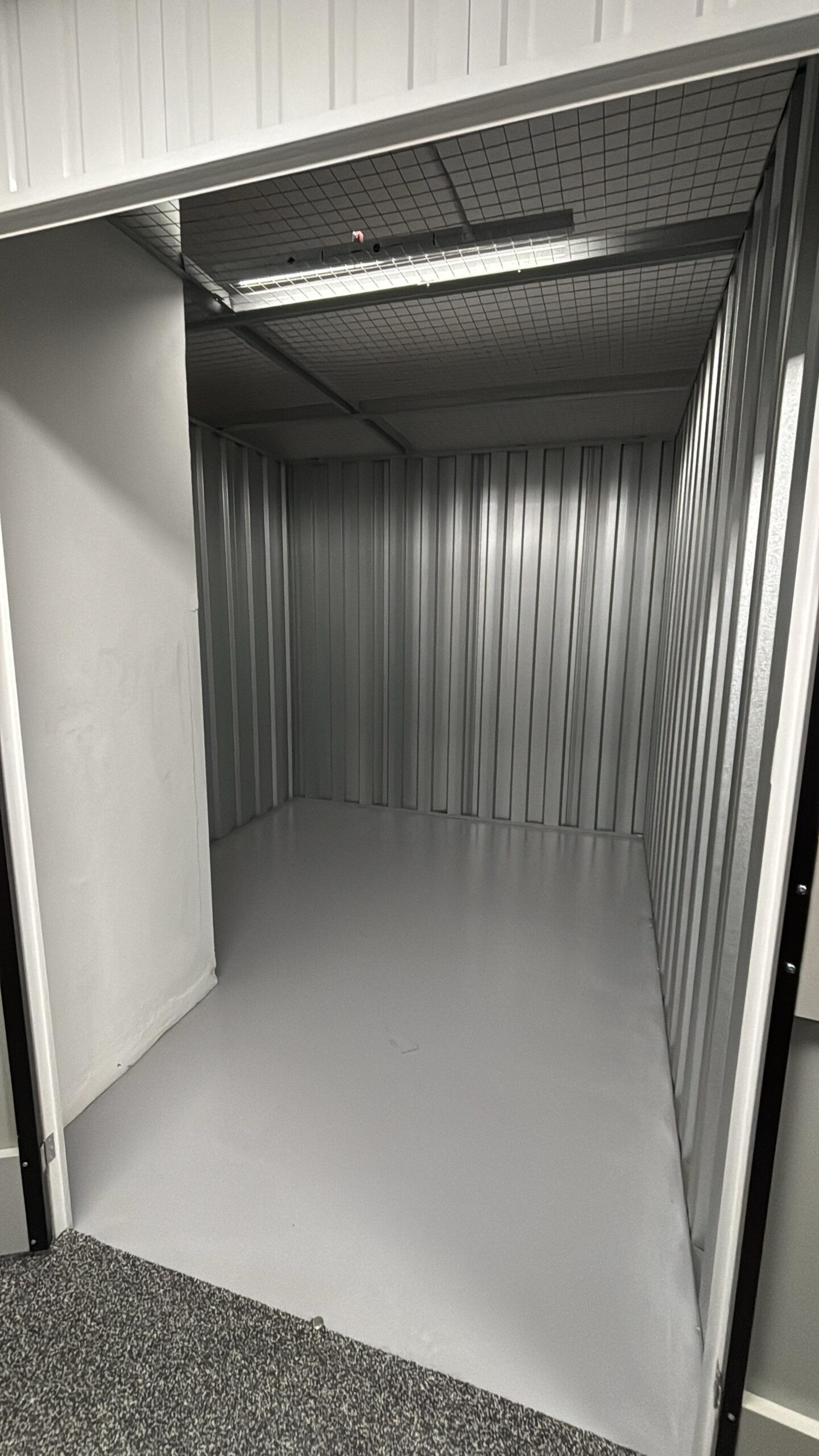 Large - Extra Space Asia: Instant Reservation Portal